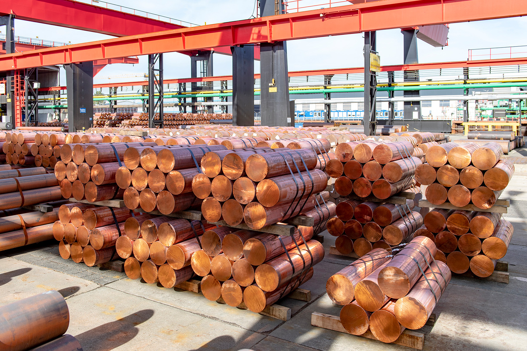 Aurubis AG lifts full-year forecast: increased operating result in the ...